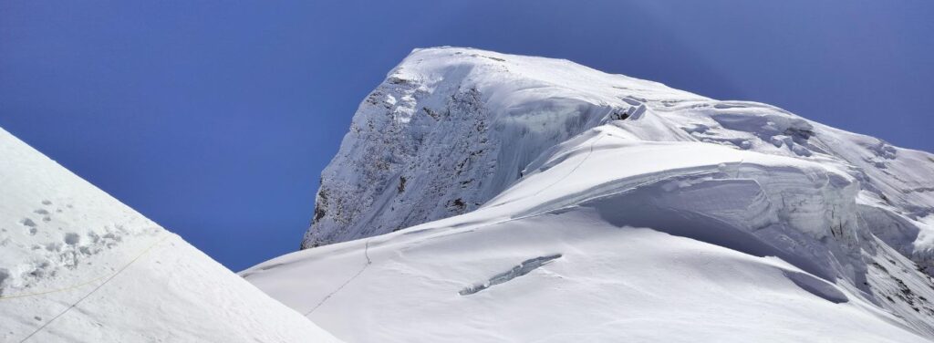 Mt. Satopanth Expedition 7075M India - Kahlur Adventure